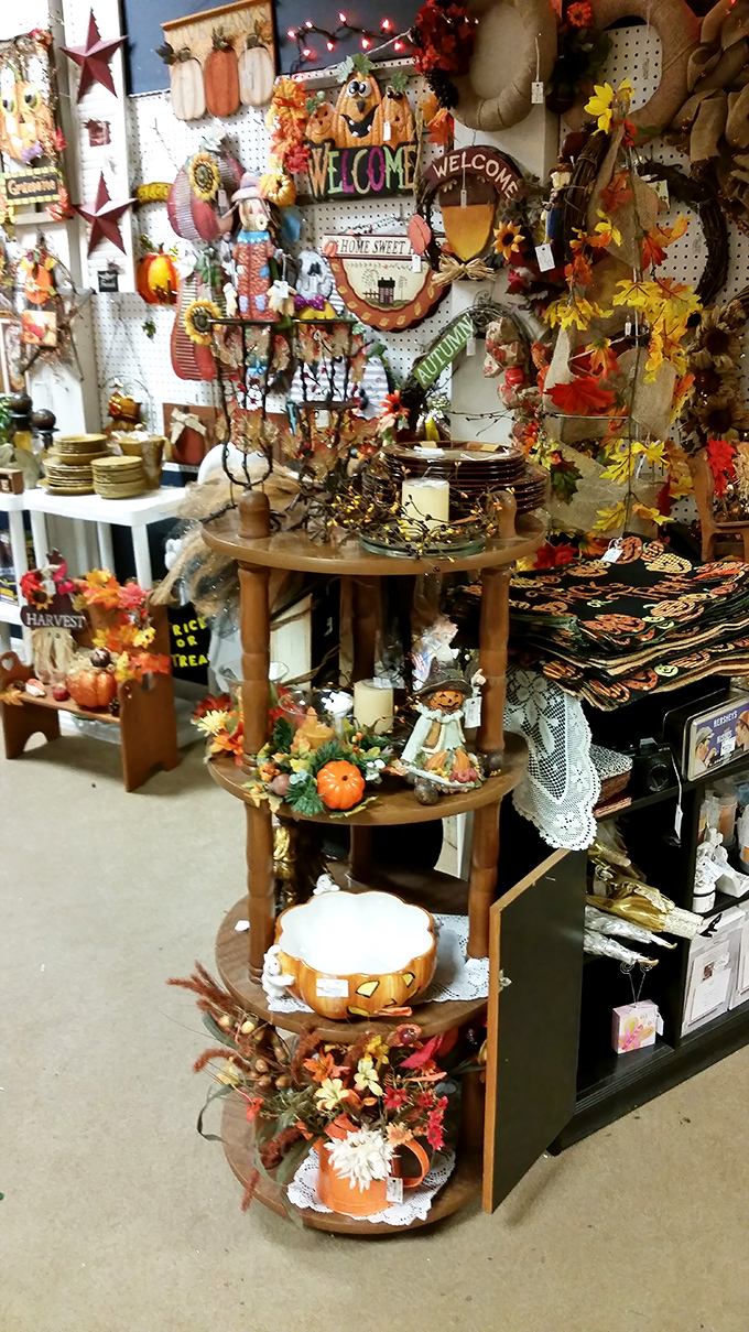 Fall decorations that would make Martha Stewart nod in approval&mdash;pumpkins, wreaths, and harvest-themed treasures await their forever homes.