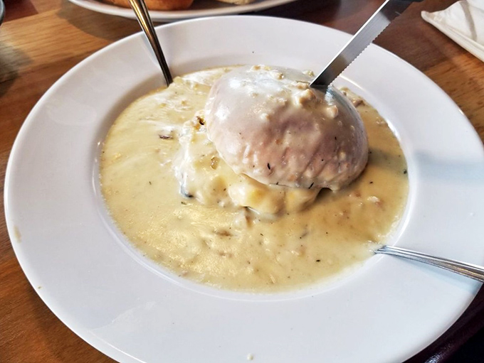 Behold the bread bowl of chowder! Like a soup wearing a delicious edible hat that you get to devour when the liquid's gone.