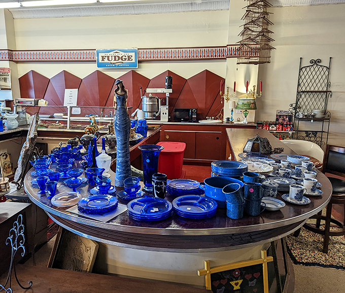 That cobalt blue collection could make even the most minimalist decorator suddenly develop an urgent need for vintage dishware.