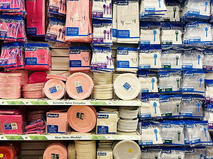 Party planning made painless with color-coordinated tableware that makes even Tuesday night dinner feel like a special occasion.