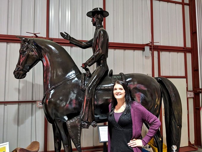 This magnificent equestrian statue commands the room like a maitre d' at a five-star restaurant. The perfect backdrop for creating new memories while celebrating old ones.