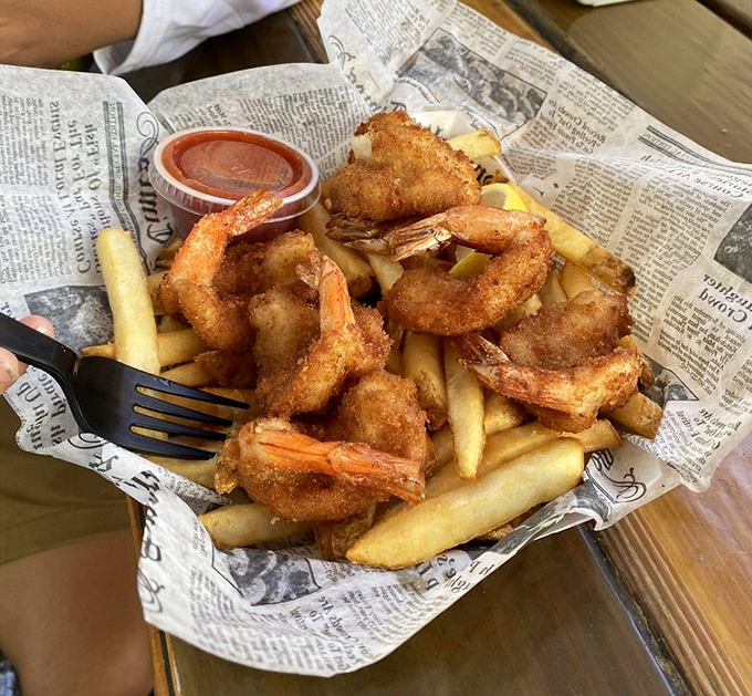 Newspaper as a plate? When the seafood's this good, fancy dinnerware would just get in the way of the experience.
