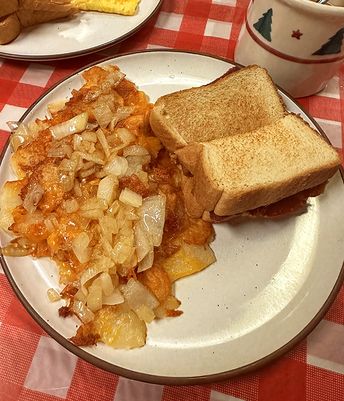 Home fries and toast: the supporting actors that steal the show. These crispy potato nuggets have the kind of golden edges that make you forget about the main course.