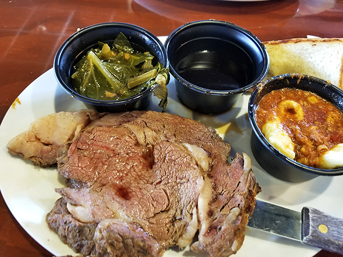 Prime rib that doesn't need Instagram filters, alongside green beans and a mac and cheese that's clearly not from a blue box. This is serious business.