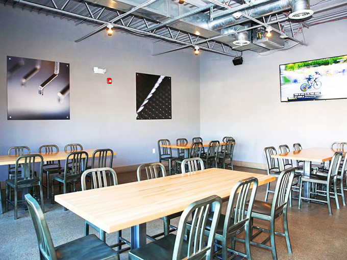 Minimalist design that says, "We're serious about our food, not about making you uncomfortable with unnecessary frills."