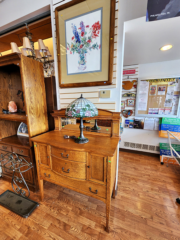 This vintage wooden dresser with Tiffany-style lamp could be the statement piece your bedroom has been missing all along.
