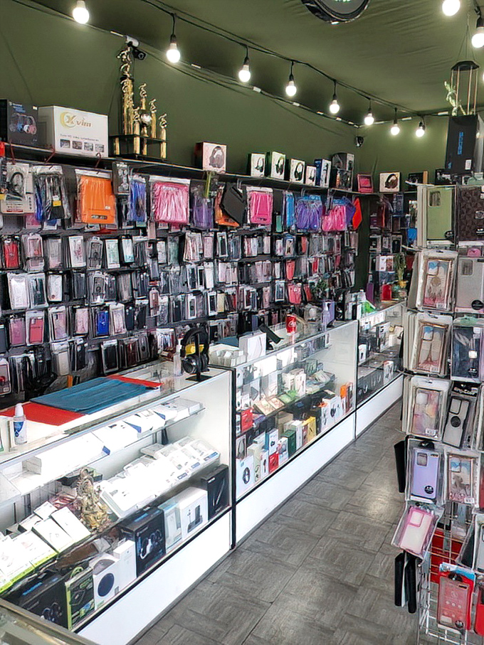 Tech paradise for gadget lovers! This meticulously organized booth offers phone cases and accessories for virtually every device known to mankind.