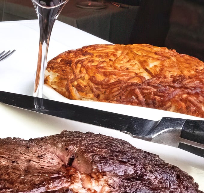 Hash browns so perfectly crisp on the outside and tender inside, they make home fries look like they're not even trying.