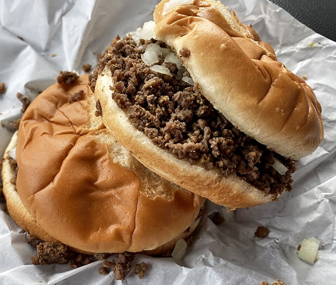 The star of the show in all its crumbly glory. Like a hamburger that decided conformity was overrated and went its own delicious way.