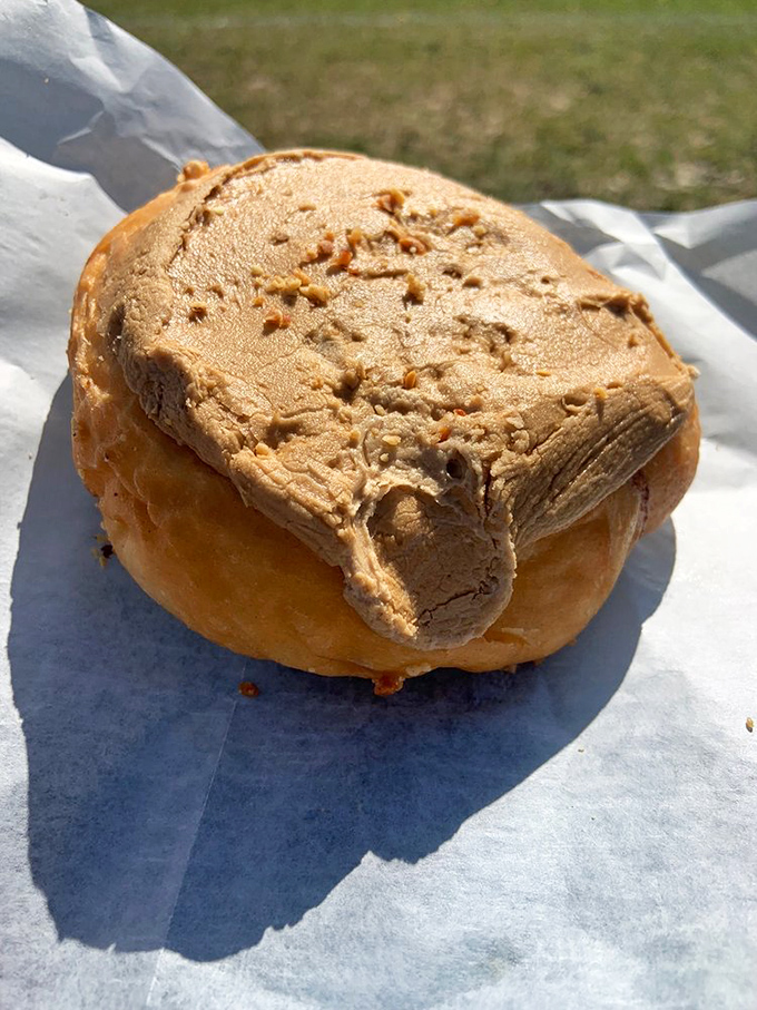 Maple meets cinnamon in a swirl of pure breakfast bliss that defies all logic.