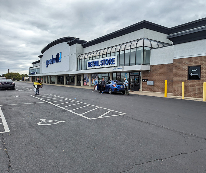 From the outside, it could be any retail store. Inside waits the thrill that only fellow secondhand aficionados truly understand.