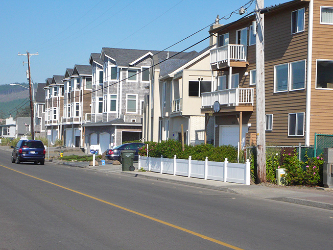 Beach homes line the streets of Manzanita, each with its own personality. Like a neighborhood potluck where everyone brought their best dish.