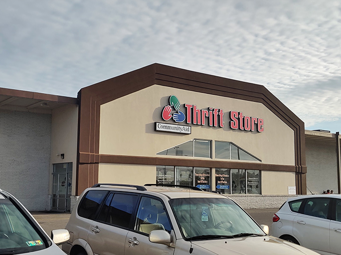 Community Thrift's distinctive brown facade stands ready for treasure hunters. Inside awaits a wonderland of pre-loved possibilities!