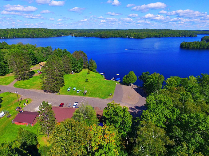 This Hayward lake view makes you understand why city folks lose their minds over "cabin life."