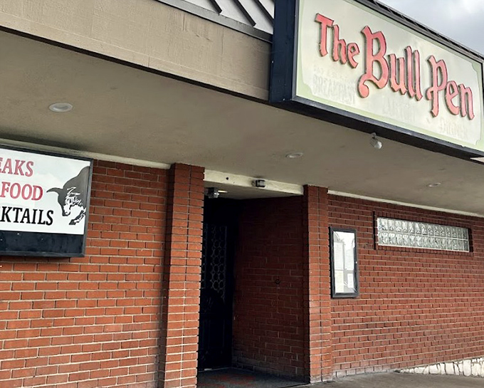 The Bull Pen's no-nonsense brick exterior promises exactly what you'll find inside: straightforward deliciousness without pretension.