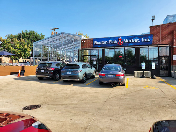 Don't let the name fool you—Boston Fish Market serves up Illinois' finest seafood in this sleek, contemporary building.