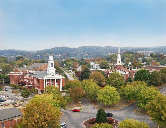 Small-town America alive and well in Kingsport &ndash; where brick streets and friendly faces welcome you home.