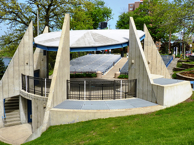This outdoor amphitheater in St. Joseph hosts summer concerts where music mingles with Lake Michigan's gentle breezes.