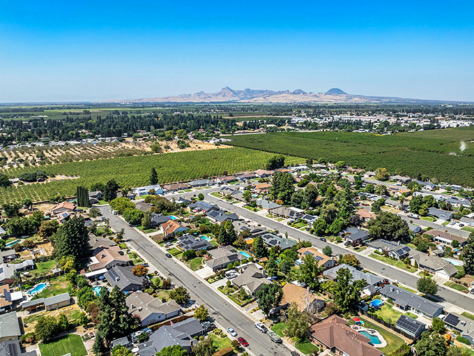 Surrounded by orchards and farms, Yuba City offers fresh produce and fresh perspectives for retirees watching their budgets.