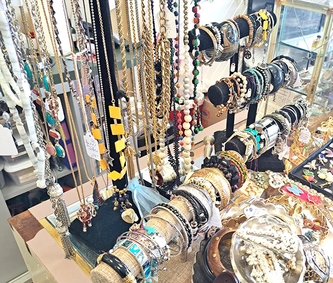 Jewelry display that would make Elizabeth Taylor nod in approval &ndash; where vintage pearls and costume pieces coexist in perfect harmony. 