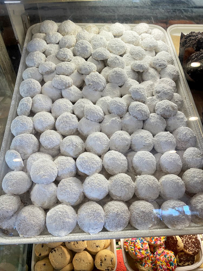 Powdered sugar snowballs that would make Bing Crosby dream of a white Mexican Christmas.