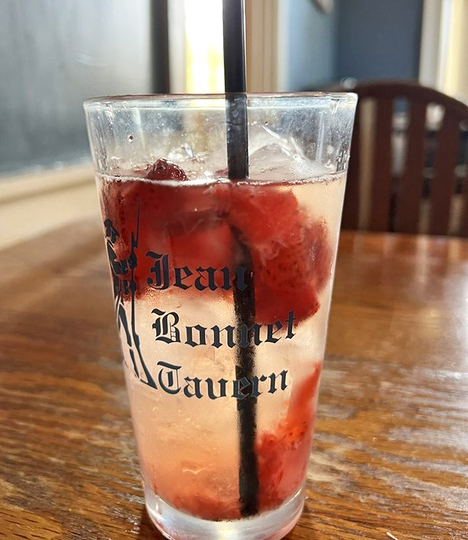 When history gets thirsty, it orders this strawberry-infused refreshment&mdash;served in a glass that's seen more stories than a presidential library.