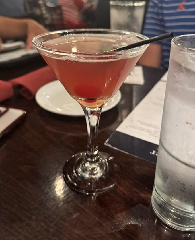 A perfectly crafted cocktail adds sophistication to your meal, because some moments deserve proper liquid accompaniment.