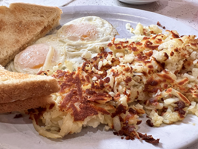 Crispy hash browns and sunny-side-up eggs&mdash;the breakfast duo that's been making mornings better since the invention of the griddle.
