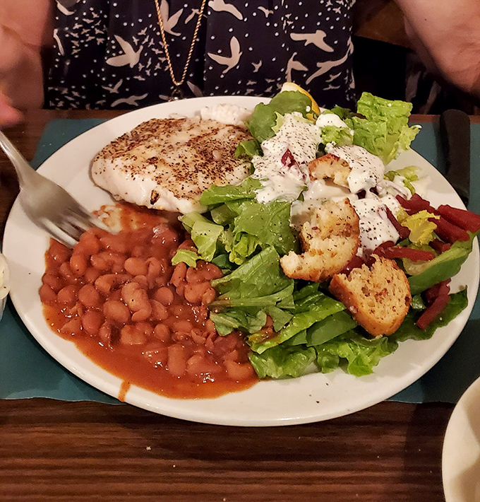 Not just any house salad&mdash;this is the salad equivalent of finding an extra $20 in your pocket. Fresh, crisp, and surprisingly exciting.