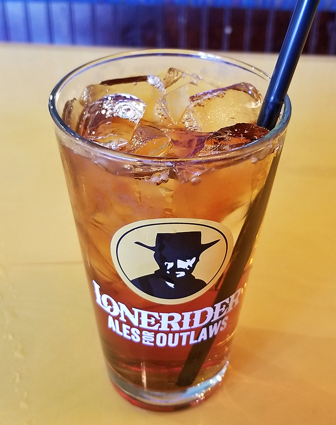 Southern hospitality in a glass! This sweet tea served in a Lonerider glass is the perfect companion to tame the heat of spicy burgers.