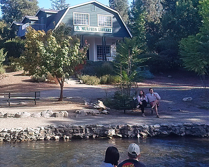The Murphys Library sits creekside, proving that good books and babbling brooks make perfect companions for an afternoon of small-town bliss.