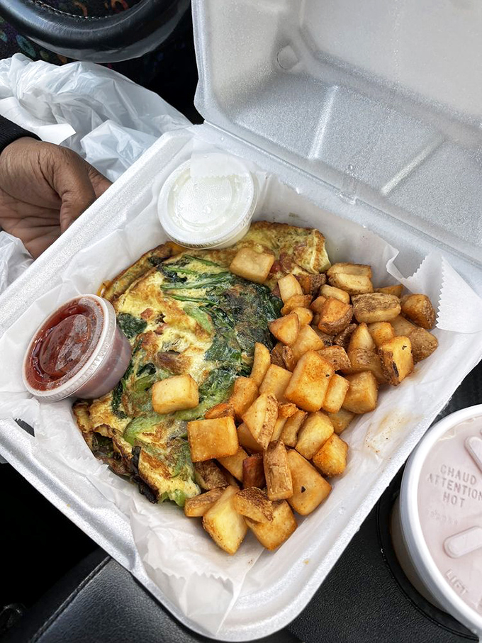 An omelette packed with fresh veggies and served with those famous home fries makes for a portable feast. Even takeout looks Instagram-worthy here.