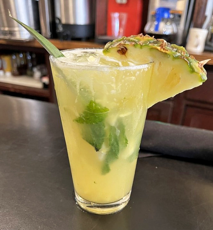 This pineapple mojito isn't just refreshing&mdash;it's what vacation would look like if it took liquid form and decided to brighten your Tuesday.