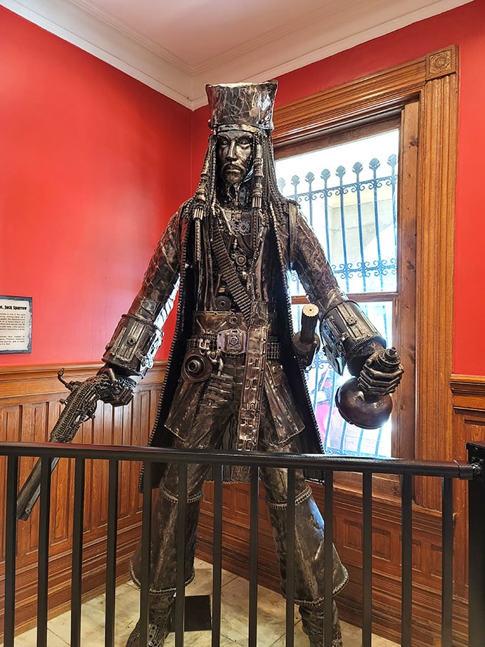 This metallic buccaneer looks ready to commandeer your camera. Recycled parts create a pirate that would make Captain Jack proud.