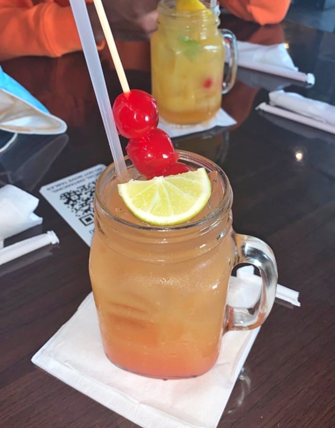 Mason jar cocktails arrive dressed for success with cherries and citrus&mdash;proof that Southern hospitality extends to the beverage program.