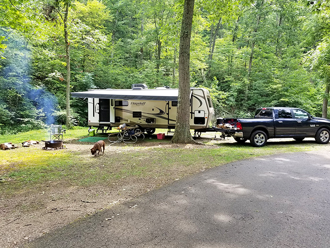 Camping near Chillicothe &ndash; where your morning coffee comes with a side of birdsong and historical significance.