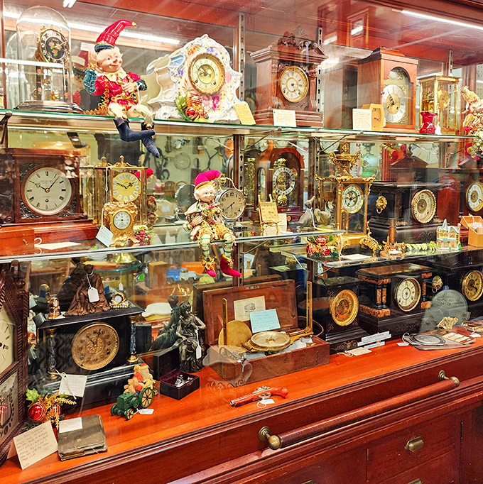 Time literally stands still in the clock section. Dozens of timepieces from different eras, each one ticking to the rhythm of its own century.