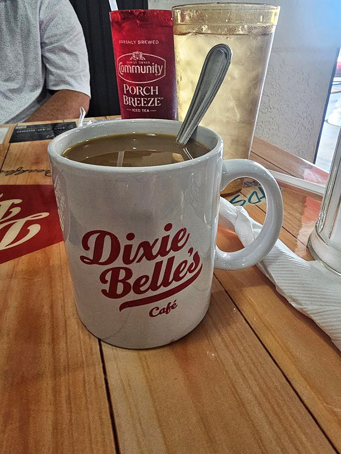 Their coffee comes in mugs substantial enough to double as hand-warmers. None of those dainty cups here—this is serious caffeine for serious breakfast lovers.