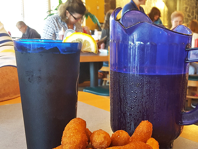 Sweet tea and hush puppies&mdash;the South Carolina version of champagne and caviar. A match made in heaven, served in Clinton.