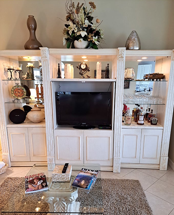 This elegant vignette could be straight from a design magazine. The neutral palette and classic lines prove secondhand doesn't mean second-rate.