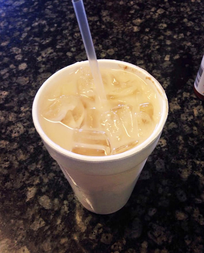 The horchata here doesn't play second fiddle to the tacos&mdash;it's the perfect supporting actor that occasionally steals the scene. Creamy, cinnamon-kissed refreshment.