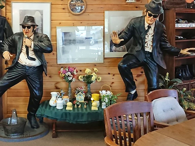 These Blues Brothers statues aren't on a mission from God &ndash; they're on a mission to become the conversation piece in your living room.