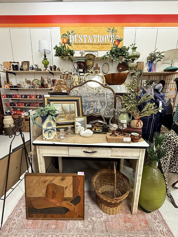 "Welcome friends" indeed! This booth is what happens when someone with impeccable taste can't stop collecting charming oddities.