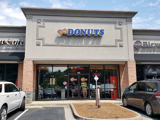 Giggle Monsters lives up to its playful name with bold colors and monster-themed decor. Serious donuts with a side of fun!