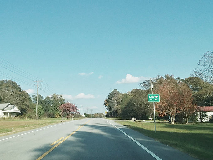 Small-town Lavonia reveals itself as a place where you're never more than a wave away from a friendly conversation.