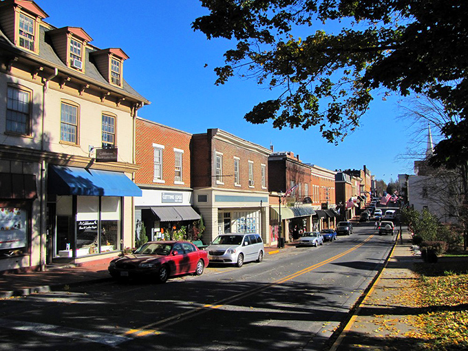 Lexington's historic downtown looks like it was designed specifically for leisurely strolls and spontaneous conversations with shopkeepers.
