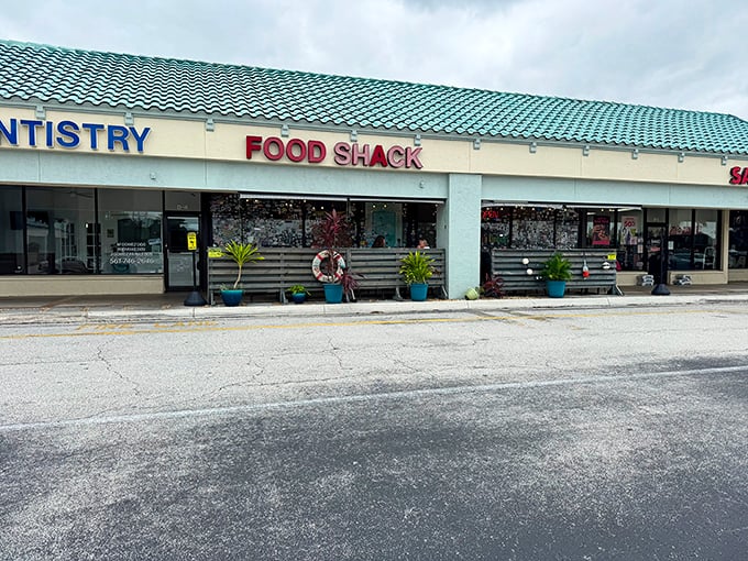Strip mall on the outside, seafood paradise on the inside – where sweet potato-crusted fish makes regulars out of tourists.