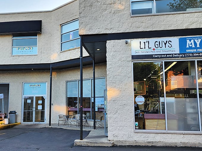 My Pi's storefront keeps it simple &ndash; they let their legendary deep-dish do all the talking.