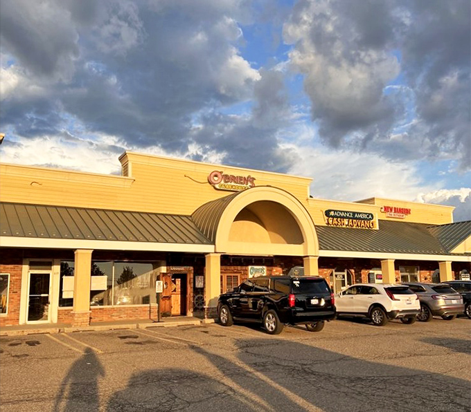 O'Brien's wooden shingles and nautical decor &ndash; a little slice of New England dropped into Auburn Hills.