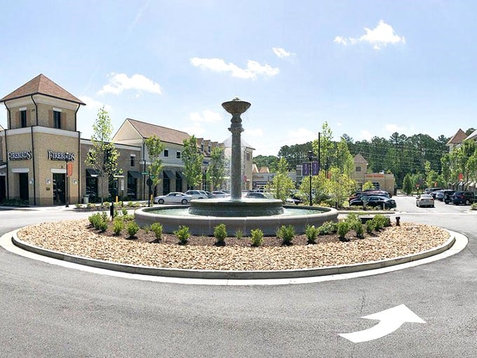 This elegant fountain serves as the centerpiece of a thoughtfully designed shopping plaza. Like a mini-Trevi where you can actually find parking!